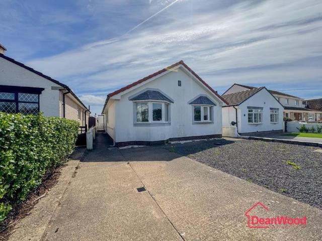 3 bedroom detached bungalow for sale