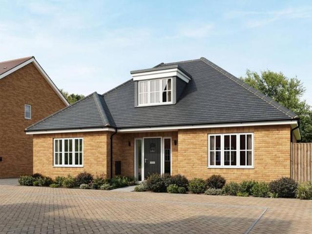 3 bedroom detached bungalow for sale