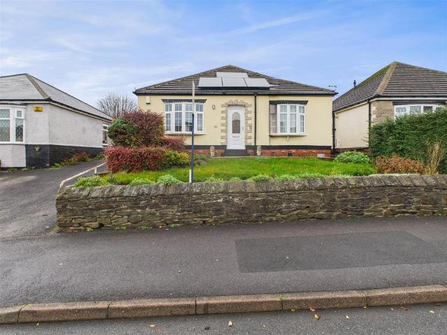 3 bedroom detached bungalow for sale