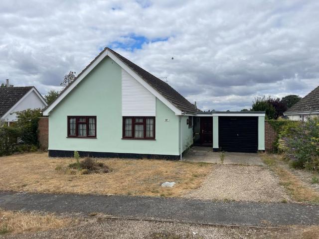 3 bedroom detached bungalow for sale