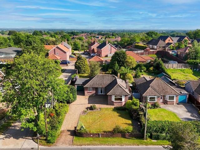 3 bedroom detached bungalow for sale