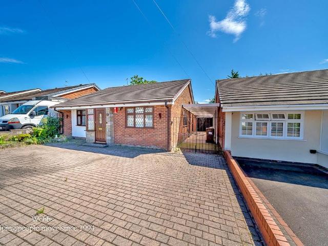 3 bedroom detached bungalow for sale