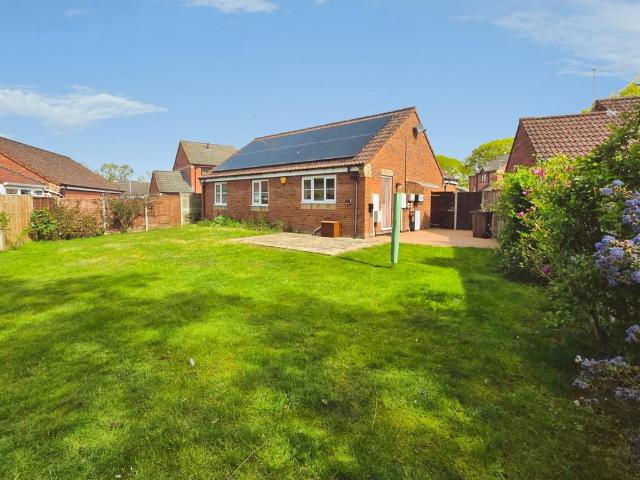 3 bedroom detached bungalow for sale