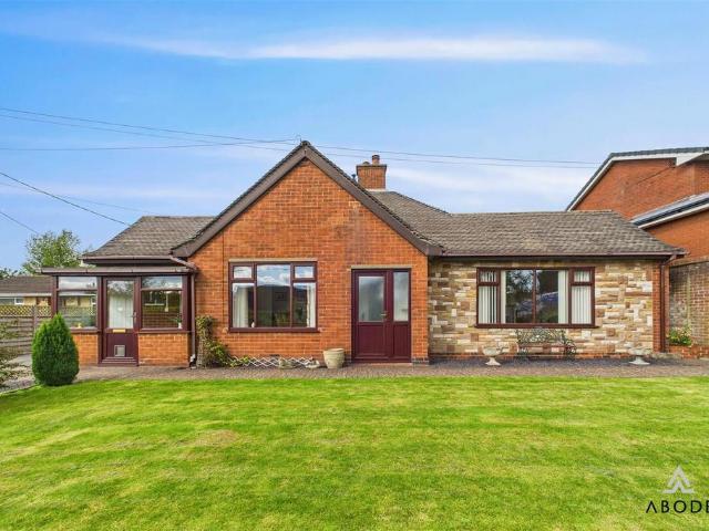 3 bedroom detached bungalow for sale