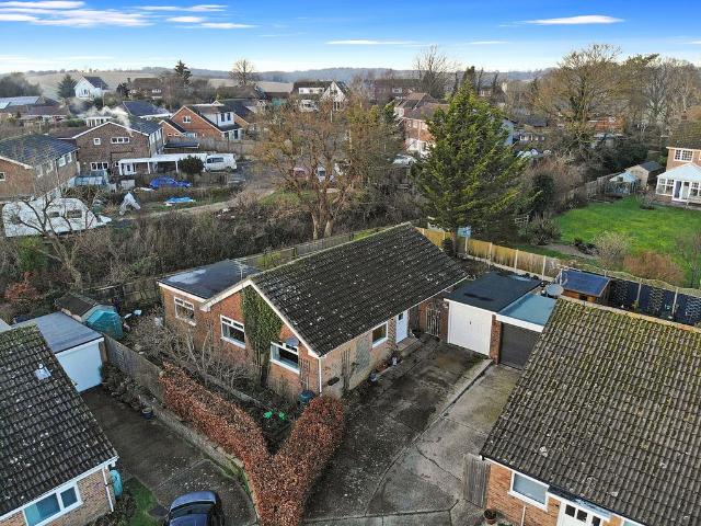 3 bedroom detached bungalow for sale