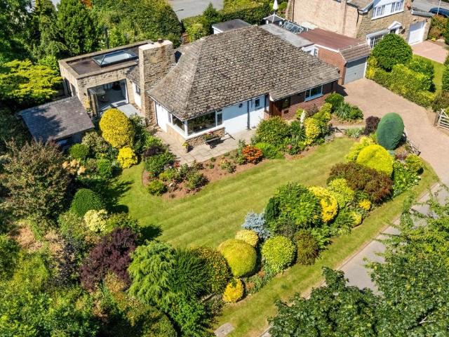 3 bedroom detached bungalow for sale