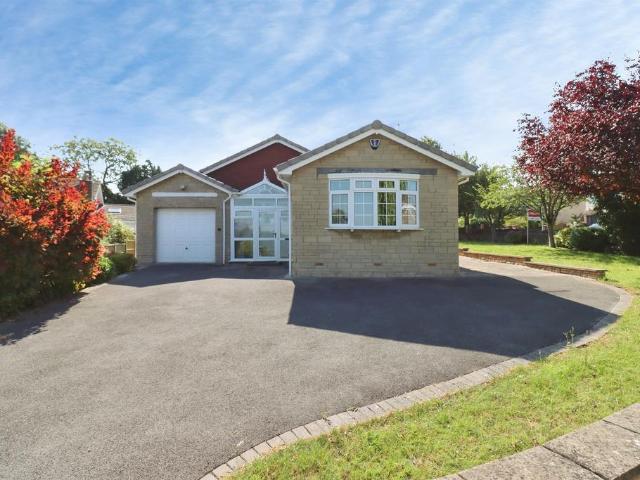 3 bedroom detached bungalow for sale