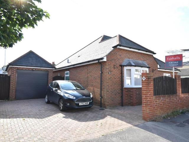 3 bedroom detached bungalow for sale