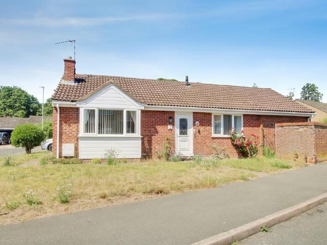 3 bedroom detached bungalow for sale