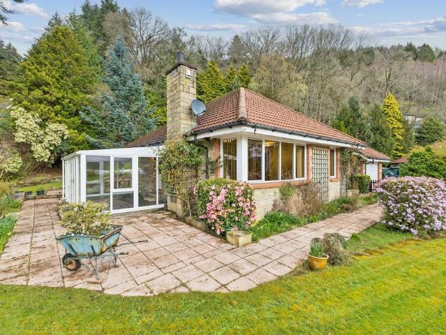 3 bedroom detached bungalow for sale