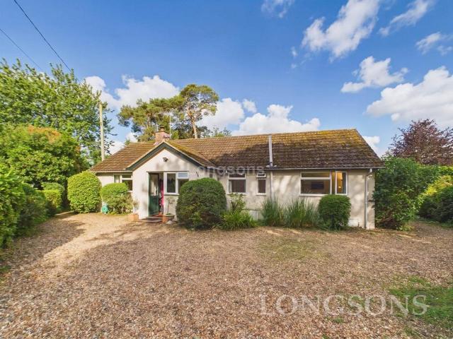3 bedroom detached bungalow for sale