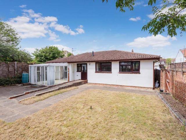 3 bedroom detached bungalow for sale