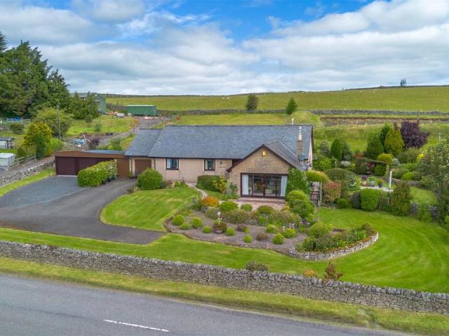 3 bedroom detached bungalow for sale