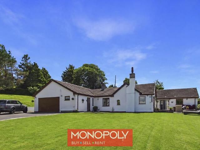 3 bedroom detached bungalow for sale