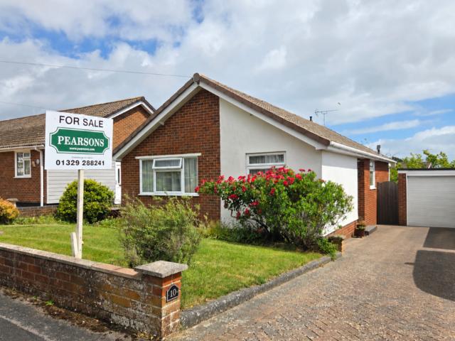3 bedroom detached bungalow for sale