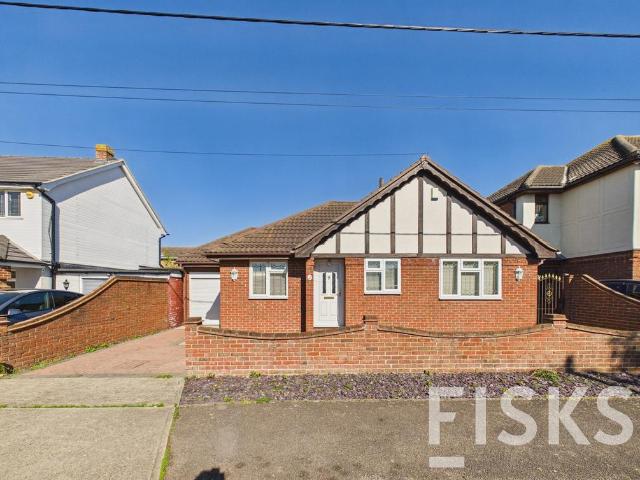3 bedroom detached bungalow for sale