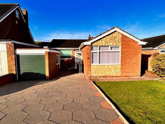 3 bedroom detached bungalow for sale