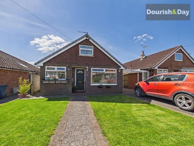 3 bedroom detached bungalow for sale