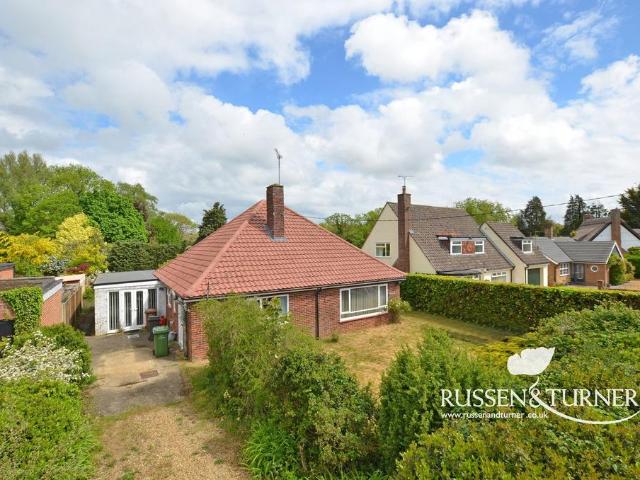 3 bedroom detached bungalow for sale