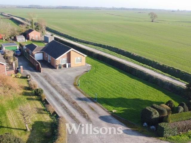 3 bedroom detached bungalow for sale