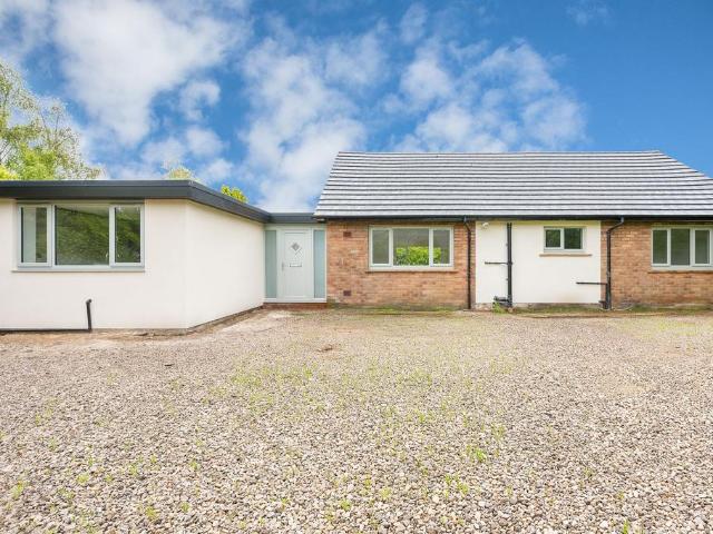 3 bedroom detached bungalow for sale