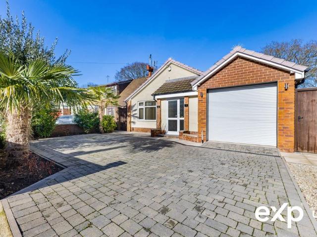 3 bedroom detached bungalow for sale