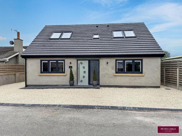 3 bedroom detached bungalow for sale