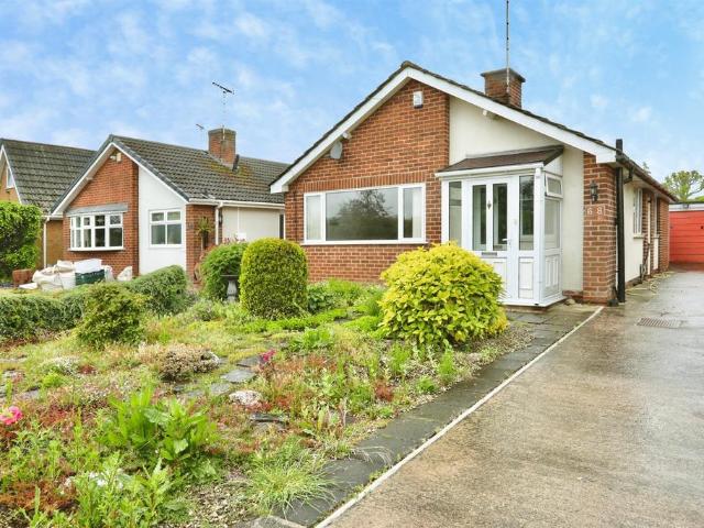3 bedroom detached bungalow for sale