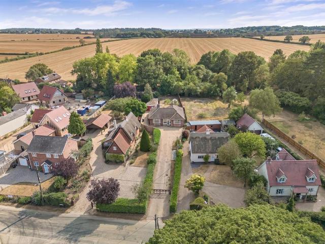 3 bedroom detached bungalow for sale