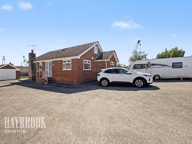 3 bedroom detached bungalow for sale