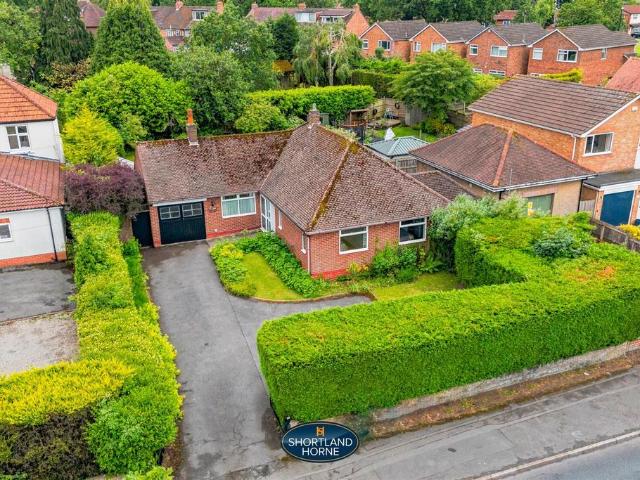 3 bedroom detached bungalow for sale