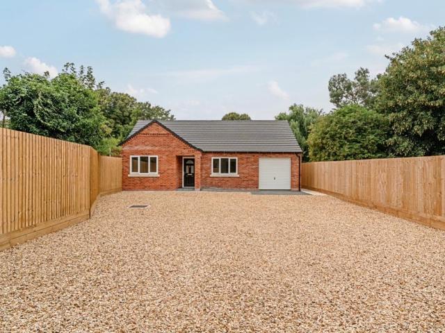 3 bedroom detached bungalow for sale