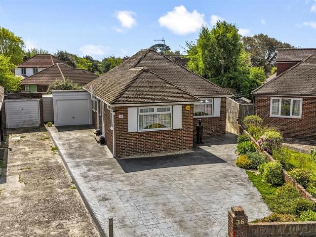 3 bedroom detached bungalow for sale