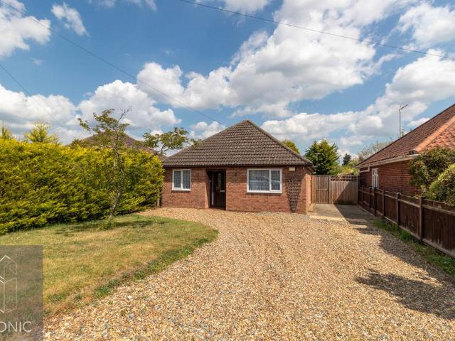 3 bedroom detached bungalow for sale