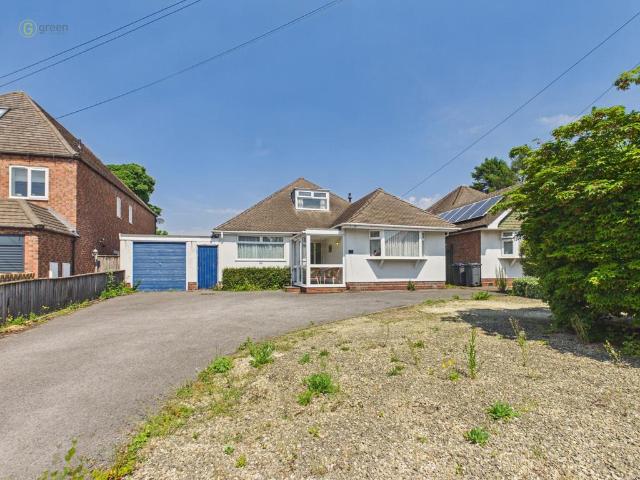3 bedroom detached bungalow for sale