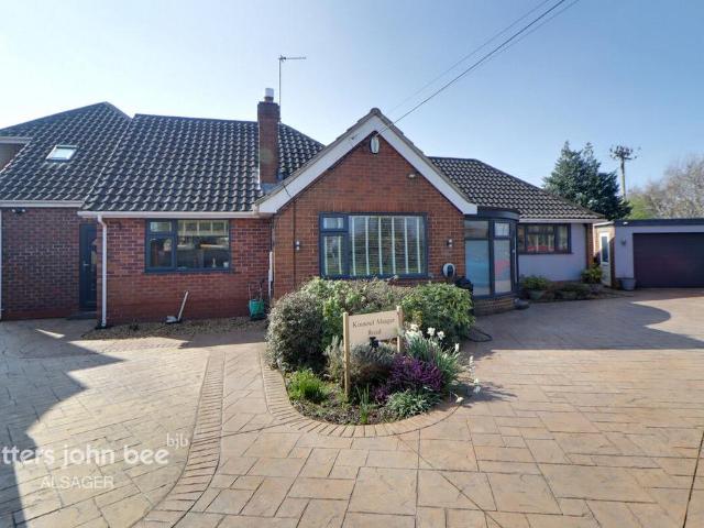 3 bedroom detached bungalow for sale