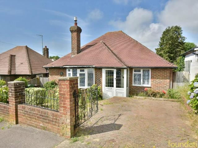 3 bedroom detached bungalow for sale