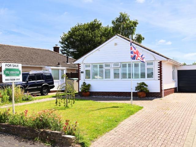 3 bedroom detached bungalow for sale