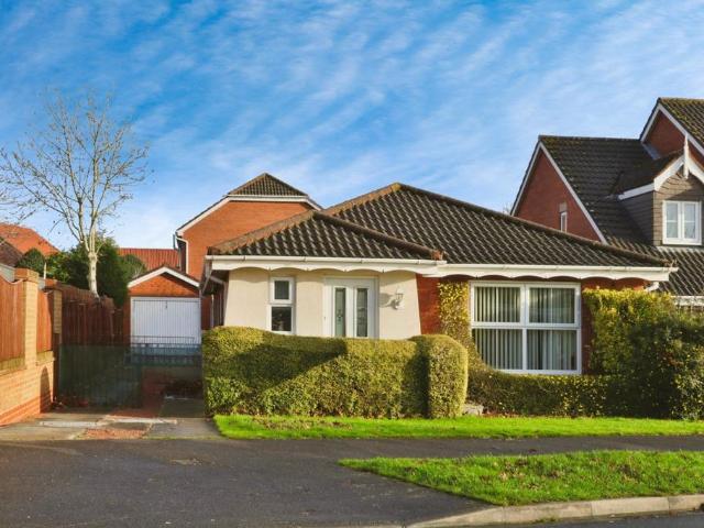 3 bedroom detached bungalow for sale