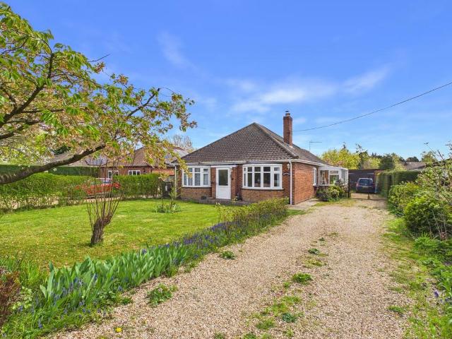 3 bedroom detached bungalow for sale