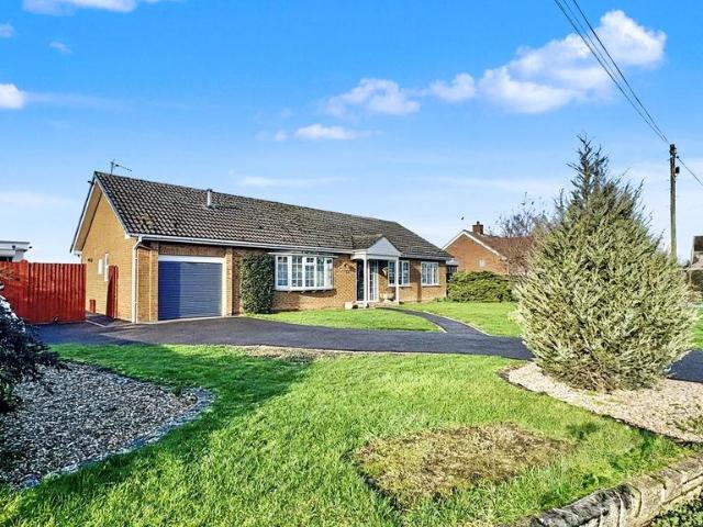 3 bedroom detached bungalow for sale