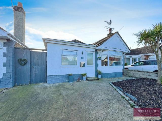 3 bedroom detached bungalow for sale