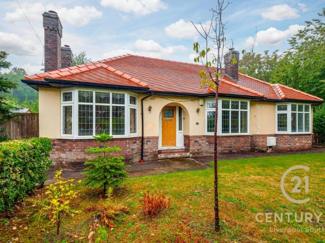 3 bedroom detached bungalow for sale