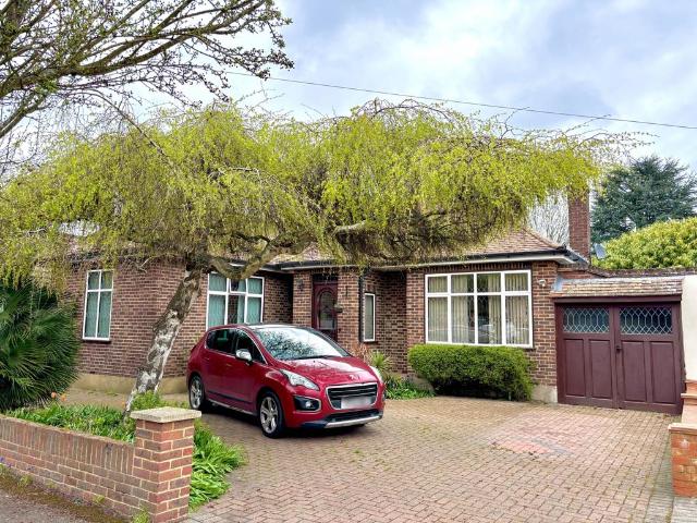 3 bedroom detached bungalow for sale