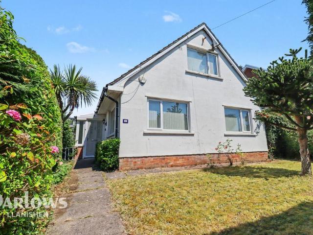 3 bedroom detached bungalow for sale