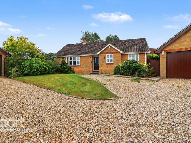 3 bedroom detached bungalow for sale