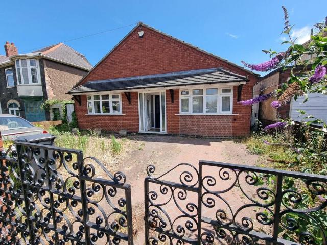 3 bedroom detached bungalow for sale