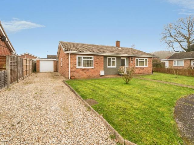 3 bedroom detached bungalow for sale