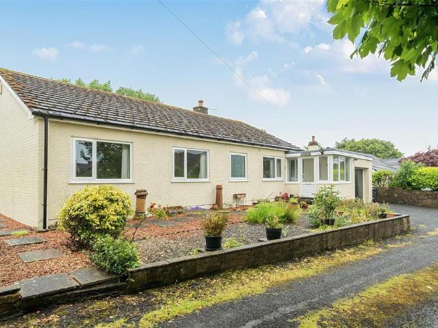 3 bedroom detached bungalow for sale