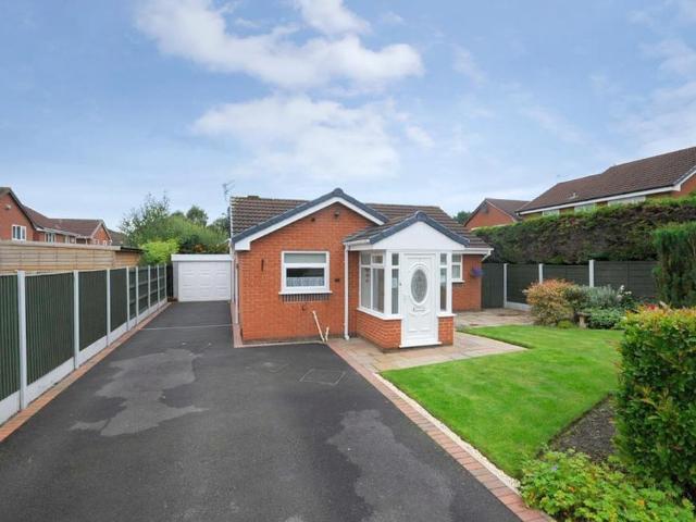 3 bedroom detached bungalow for sale